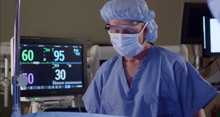 Google Glass and anesthesia: see patient vitals in the OR | Philips ...