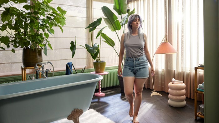 Choosing between IPL and laser hair removal | Philips