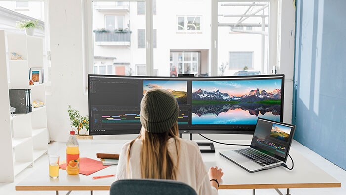 Monitors for Professional use and Business | Philips