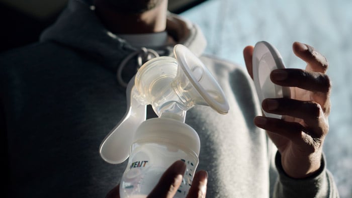 Cara memompa ASI (jika perlu) | Philips