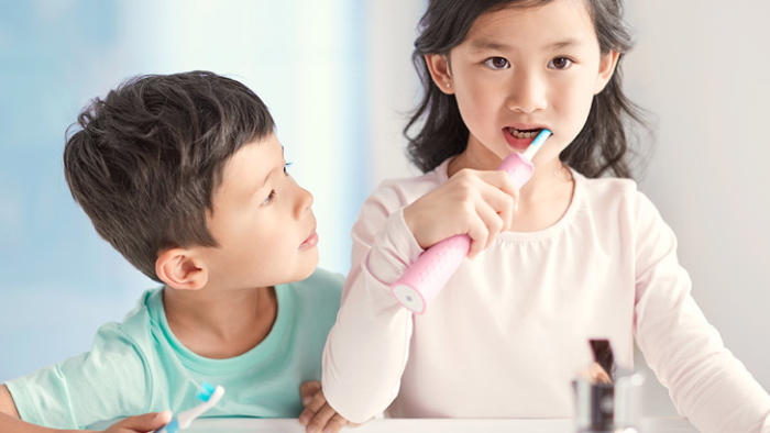 Spalarea pe dinti la copii | Philips