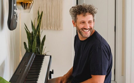 So lässt sich ein grauer Bart zur Schau stellen | Philips