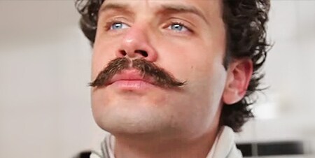 How To Trim A Handlebar Moustache Guide | Philips