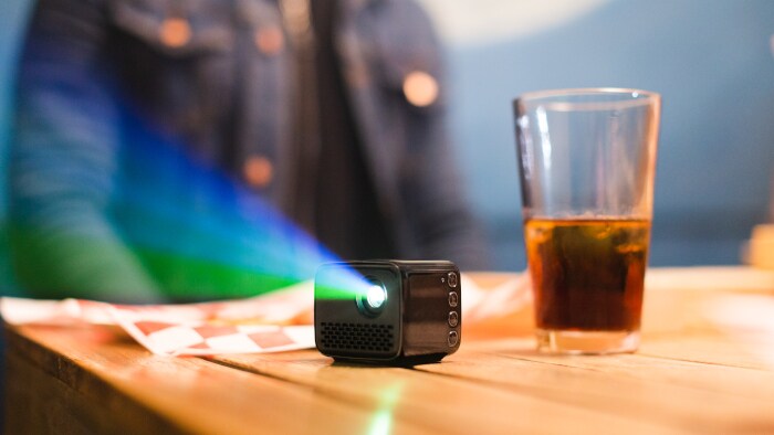 Project your life with PicoPix mobile projectors | Philips