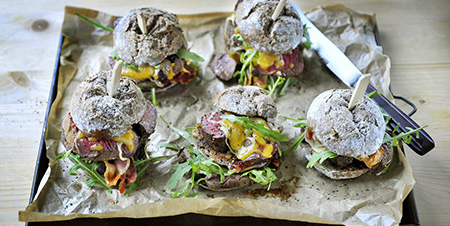 Mini steak beef burger | Philips