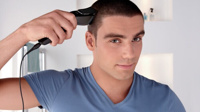 Fryzura na jeża – zrób ją sam | Philips