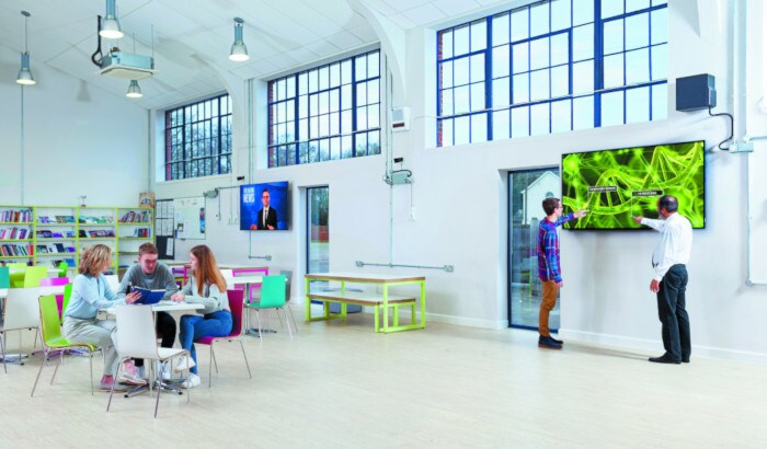 Education with interactive range | Philips