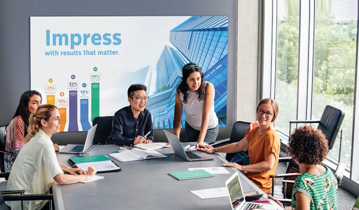 Seamless LED meeting display | Philips