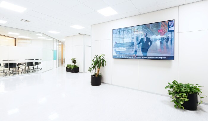 Corporate Digital Signage Solutions | Philips