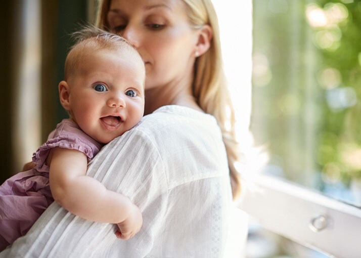 Why some moms express by hand