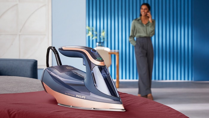 Philips Azur 8000 Series steam iron | Philips