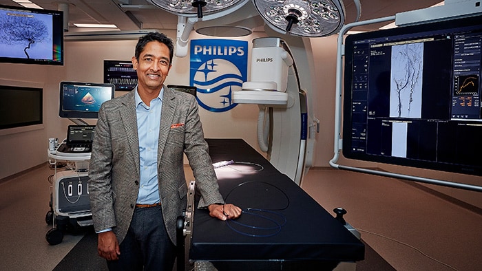 Chief Medical Officer Atul Gupta vertelt in Zorgvisie hoe hij mensen ...