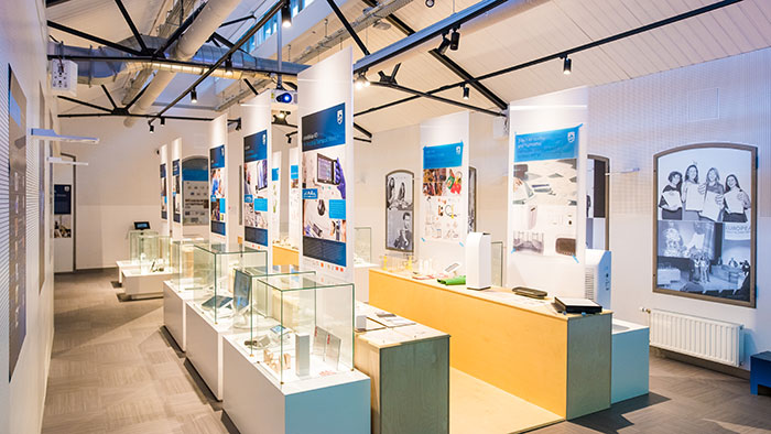 Ontwerpers Philips Experience Design tijdens DDW in Philips Museum ...