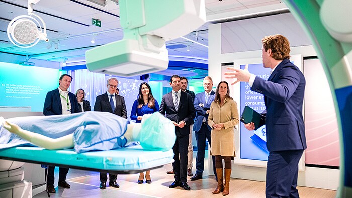 Minister Beljaarts bezoekt Philips Campus in Best | Philips